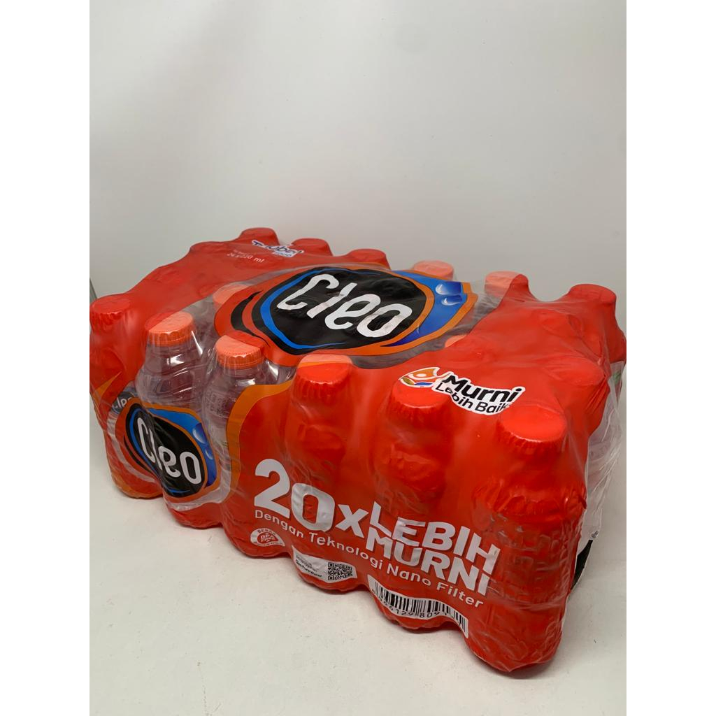 Jual AIR MINUM KEMASAN CLEO BOTOL 220 ML DUS (ISI 24) | Shopee Indonesia
