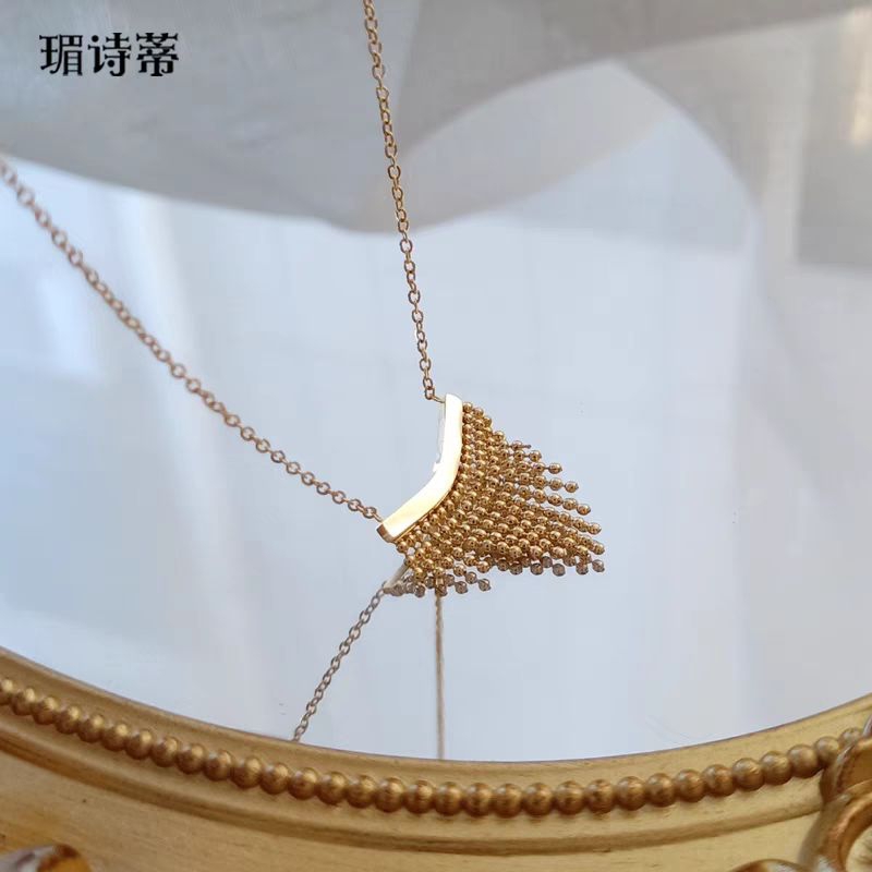Jual kalung titanium fashion rumbai rumbai kecil | Shopee Indonesia