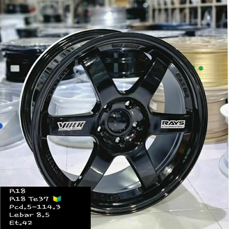 Jual velg mobil racing volk rays te37 ring 18 lebar 8,5 et 42 untuk innova terios xpander hrv ...