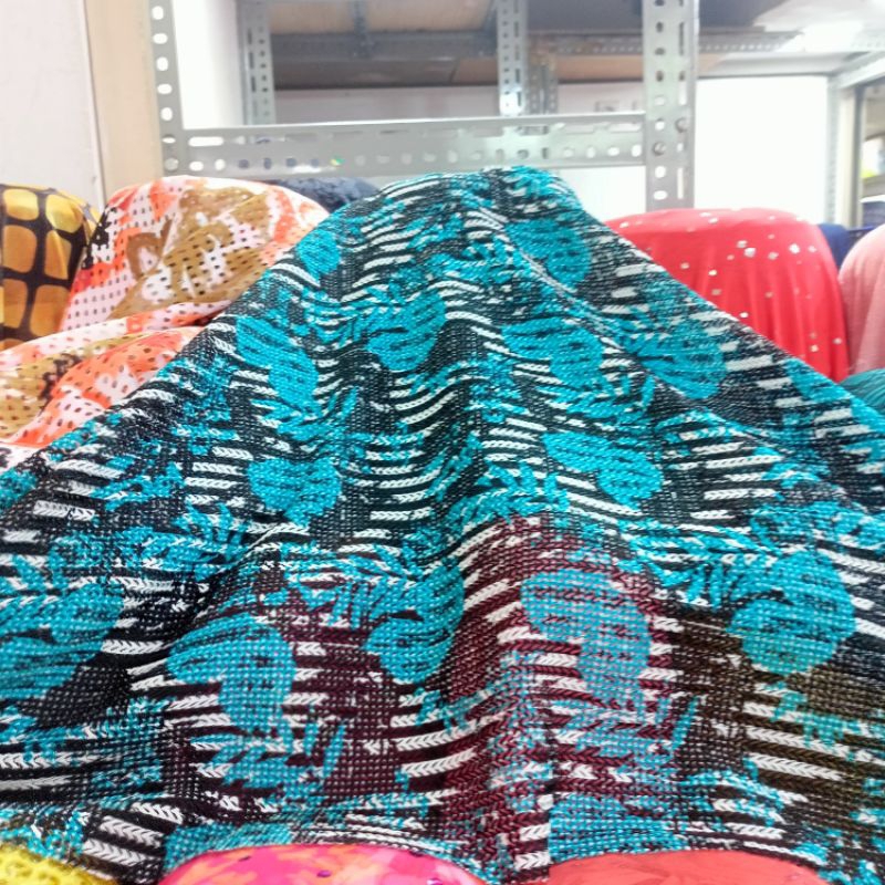 Jual Bahan/Kain Rajut Garment | Rajut Multi Colour | Rajut Zig-Zag ...