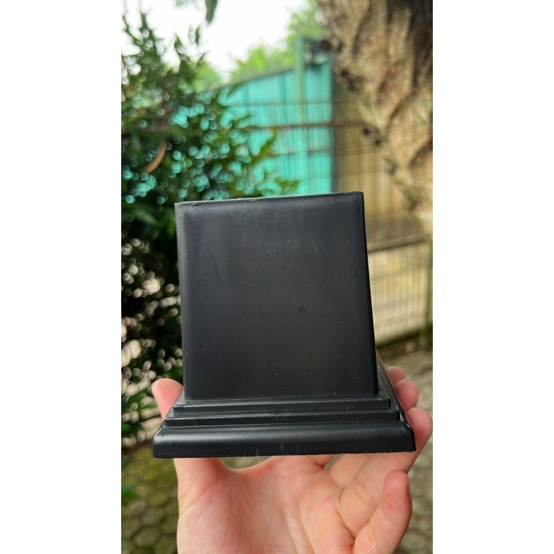 Jual tatakan piala W4 hitam 1 dus (isi 210) | Shopee Indonesia