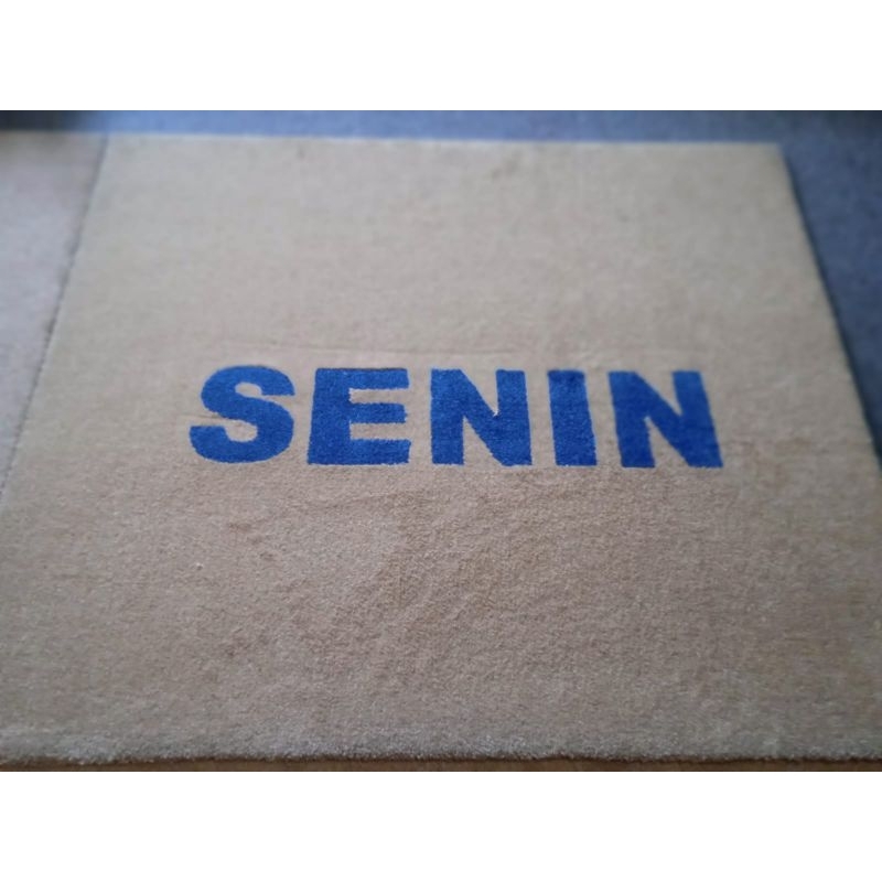 Jual Karpet Bulu tebal harian, Senin-Sabtu, karpet bulu,Karpet Lift ...