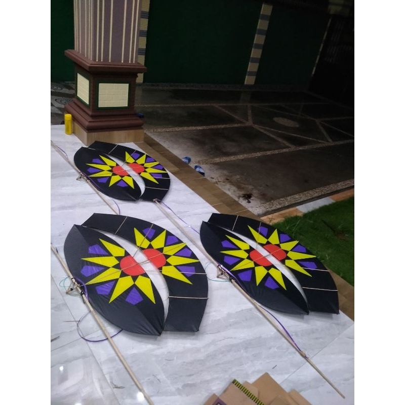 Jual Layangan Pegon Full Motif Matahari 1 meter an. | Shopee Indonesia