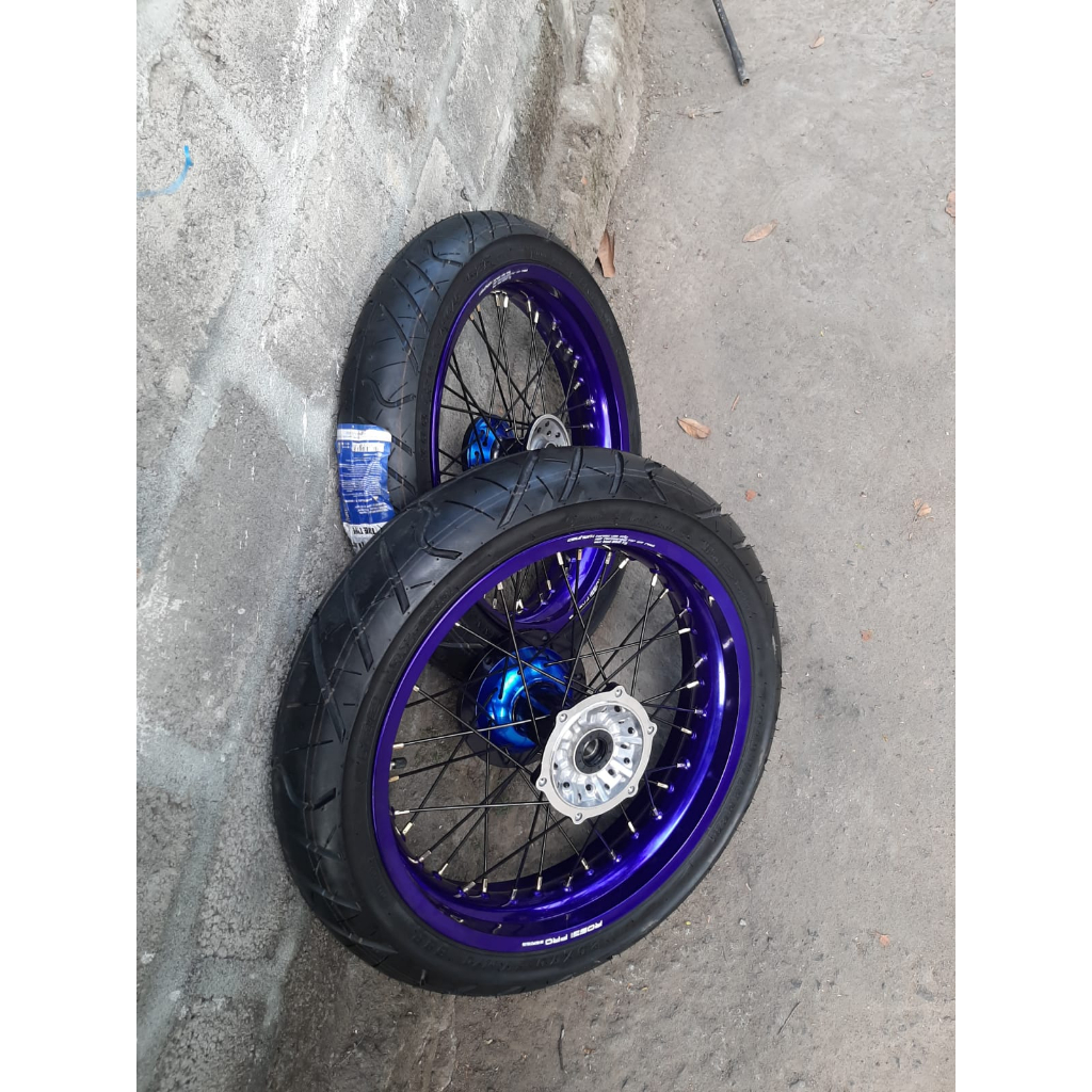 Jual Wheelset Supermoto Yamaha WR Roda Sumo WR155 Ring 17 Ban IRC Baru ...