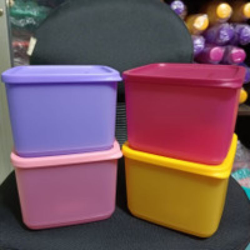 Jual medium summer 1L Tupperware(1pc) | Shopee Indonesia