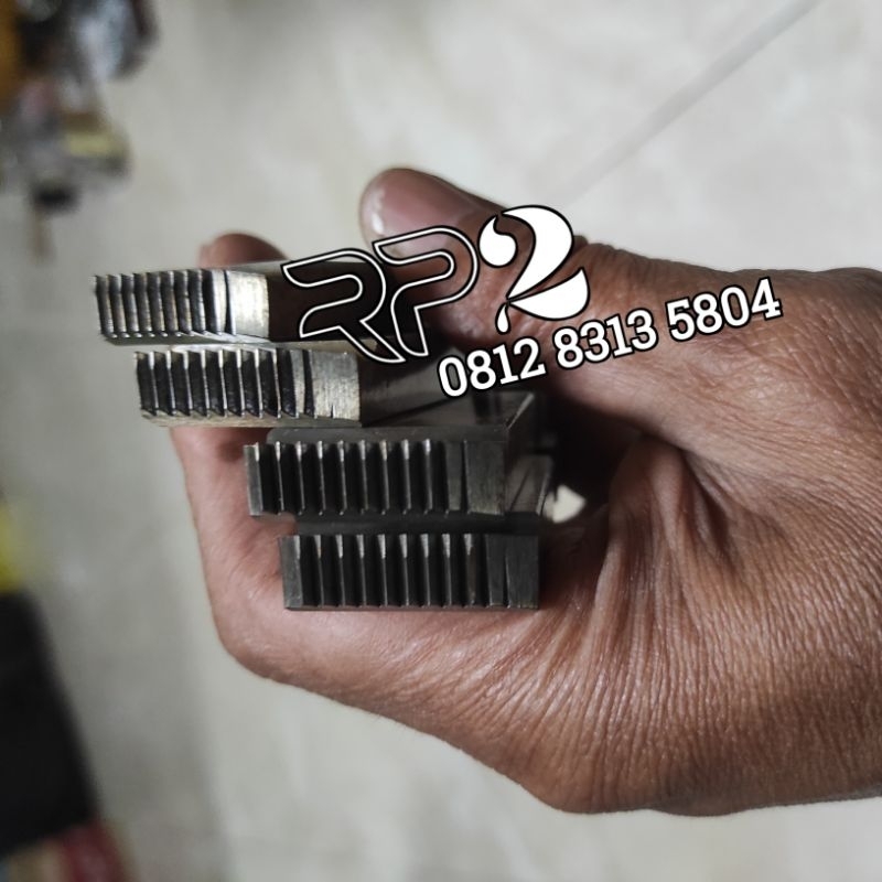 Jual mata senai 1 inch 2 inch BSPT ridgid one set universal drat pipa ...