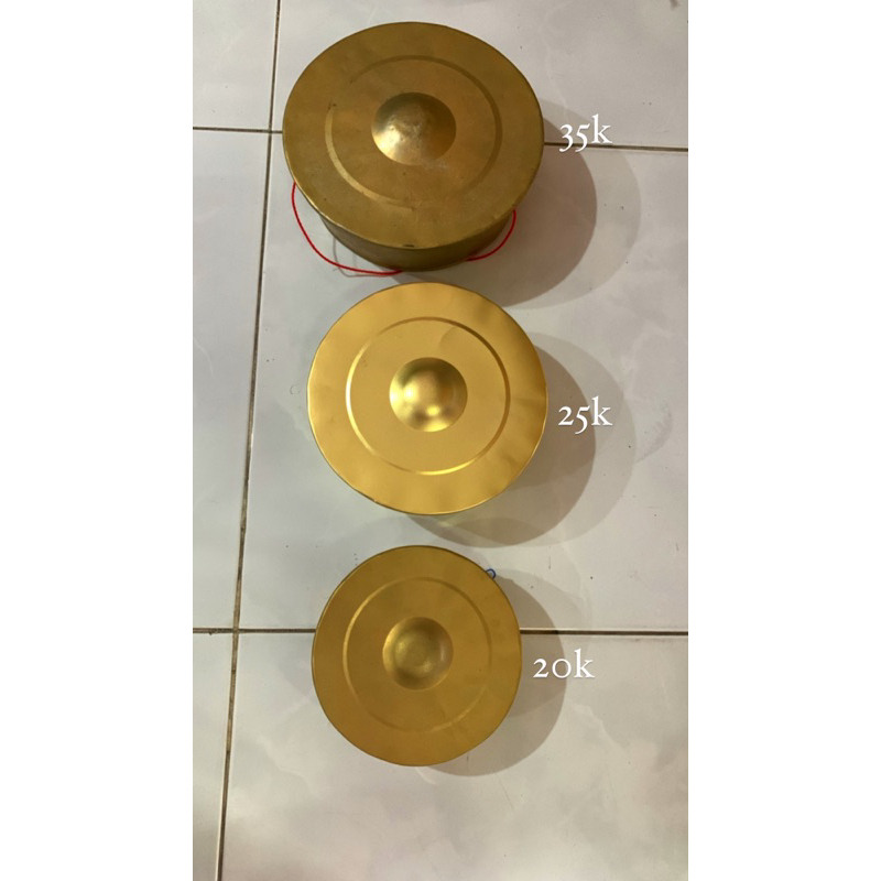 Jual Kempul Kenong Gamelan Bali Lengkap Dengan Alat Pukulnya Mainan ...