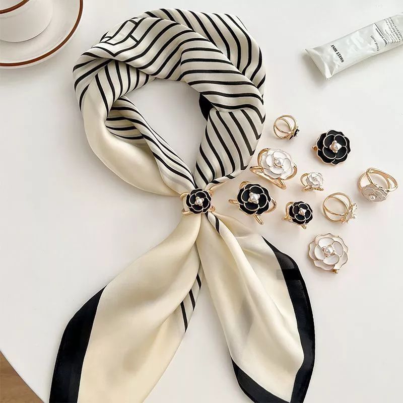 Jual Ring Hijab Enamel Flower Monochrome / Ring Hijab Import / Ring ...