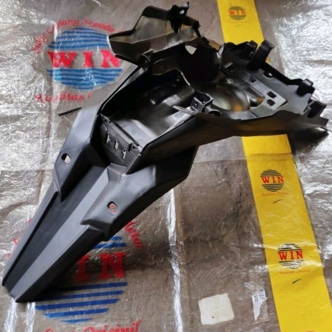Jual Slebor Spakbor Fender belakang Bodi kasar Honda Vario 125 150 pgm fi esp 2015 2016 2017 ori ...