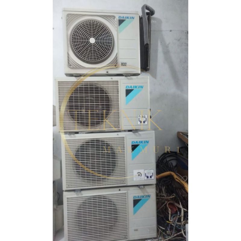 Jual Outdoor AC second/bekas DAIKIN 1/2 - 1 PK | Shopee Indonesia