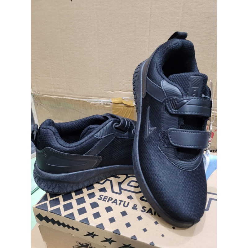 Jual Sepatu sekolah PRO ATT. Model terbaru! | Shopee Indonesia