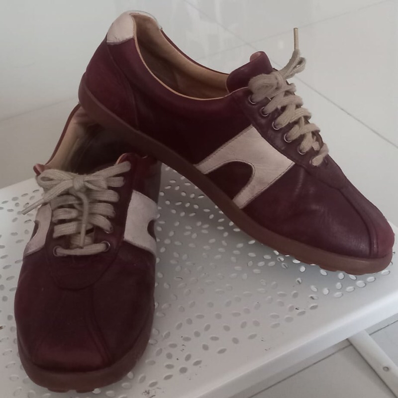 Jual SEPATU PRELOVED CAMPER | Shopee Indonesia
