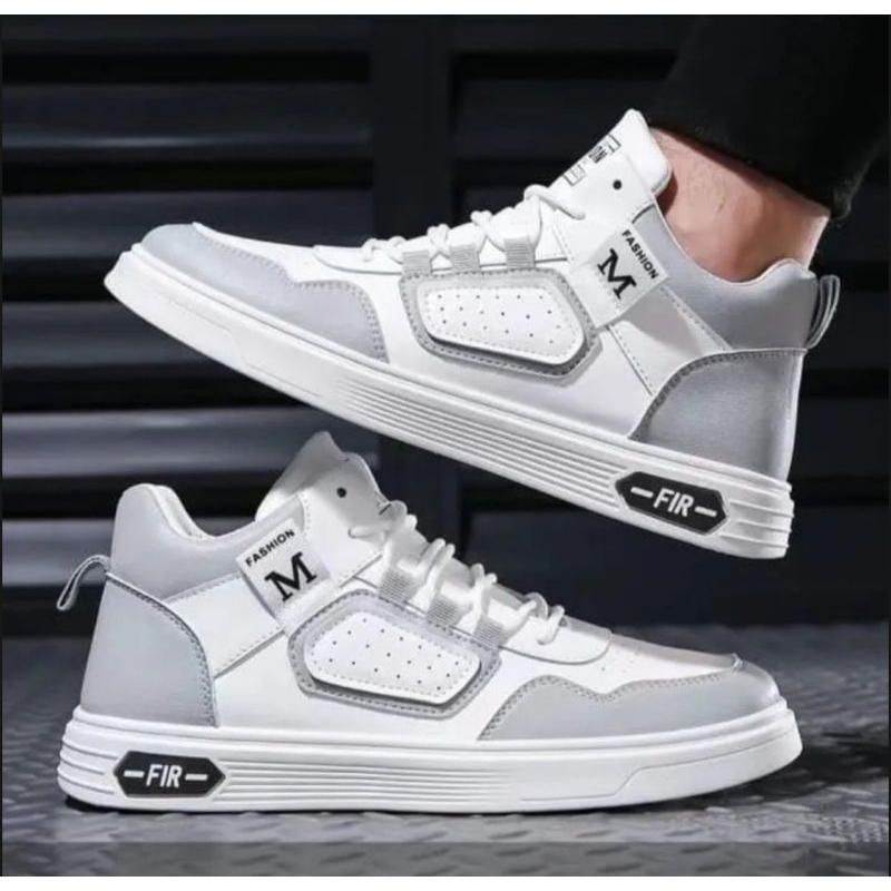 Jual Sepatu Pria Sneakers Original 100% Putih Sepatu Pria Keren Casual Sepatu Hitam Cowok Dewasa ...