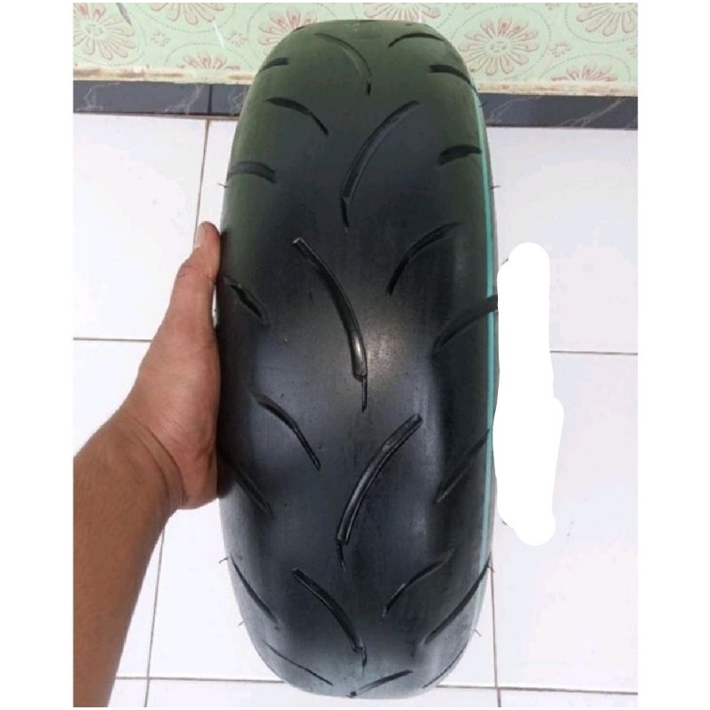 Jual BAN MAXXIS MOTOR NMAX 120/70-13 dan 140/70-13 TUBELESSS | Shopee ...
