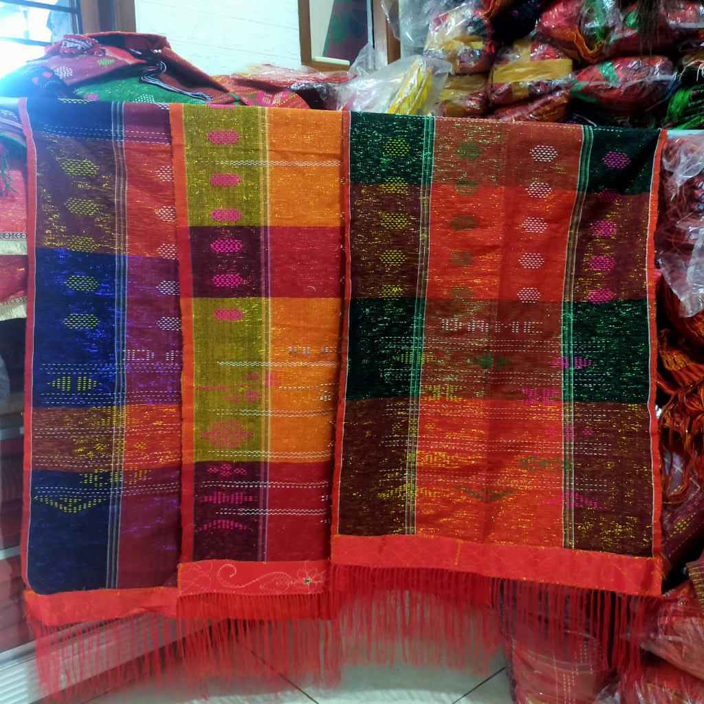 Jual sadum dimensi - sadum sekata cantik - ulos sadum cantik - ulos adat batak toba | Shopee ...