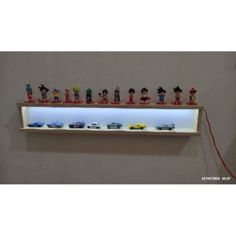 Jual rak action figure / diecast kayu akrilik lampu led termurah ...