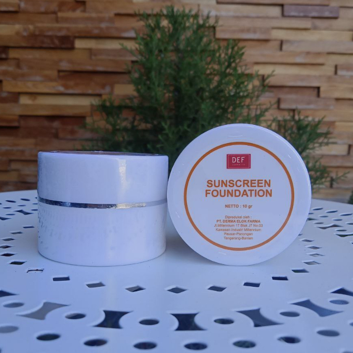 Jual DEF Sunscreen Foundation (Cream pagi whitening) | Shopee Indonesia
