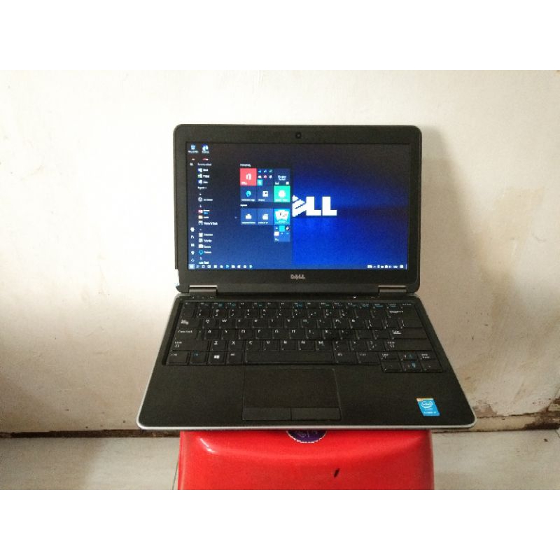 Jual Dell Latitude e7240 core i7 | Shopee Indonesia
