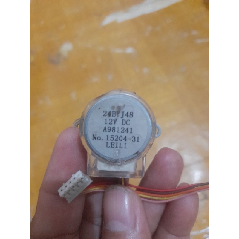 Jual MOTOR SWING AC SPLIT PANASONIC INVERTER MALAYSIA SOKET WARNA PUTIH ...