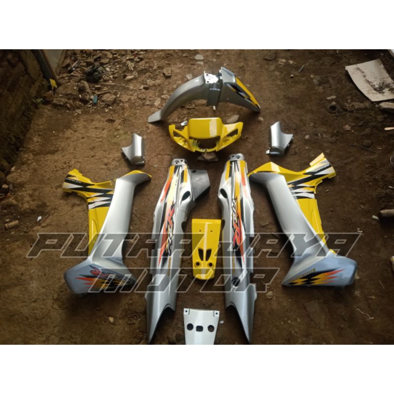 Jual bodi fullset yamaha fiz r milenium kuning silver kap yamaha f1zr ...
