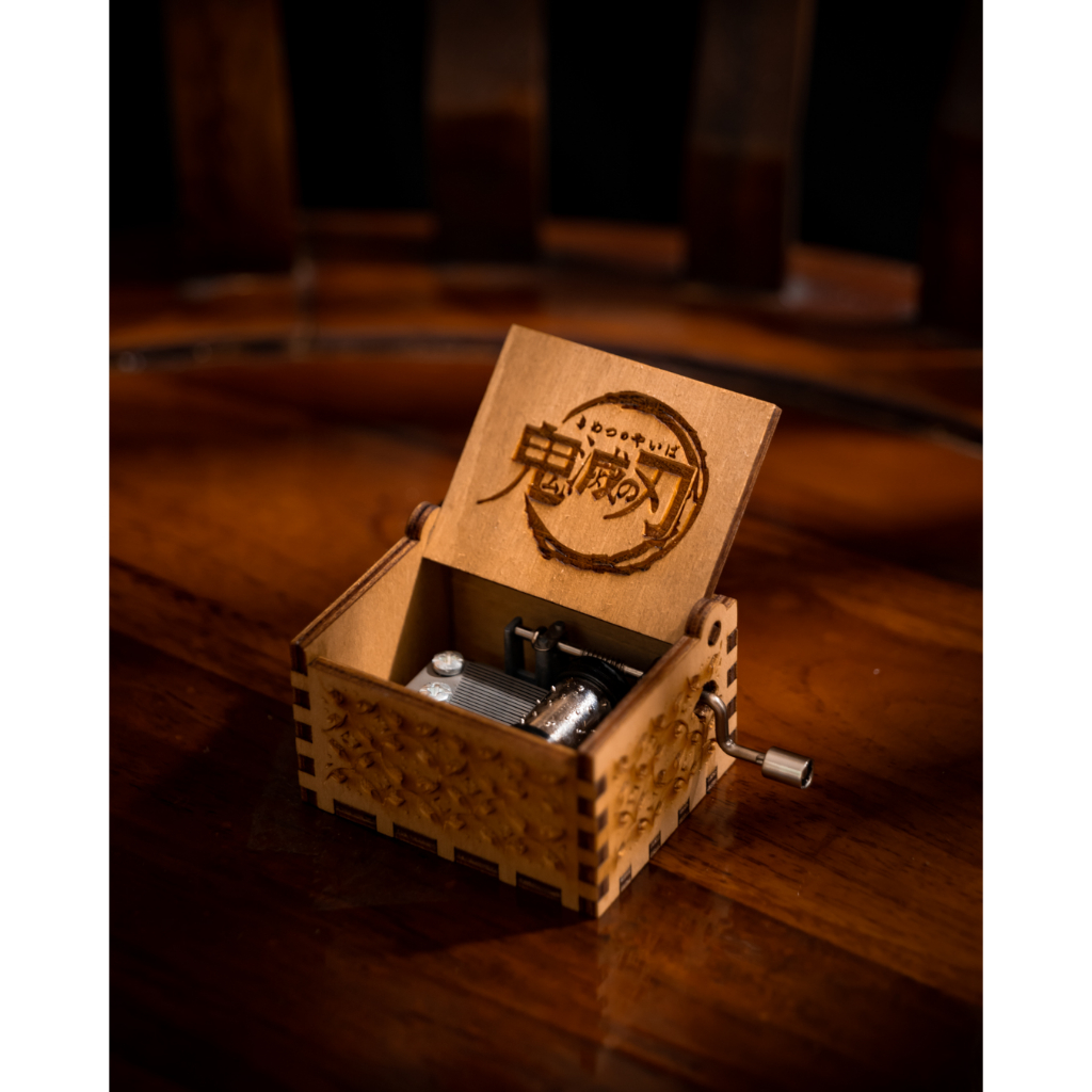 Jual Demon Slayer Music Box Mechanical - Hadiah Kolektor Anime dengan ...