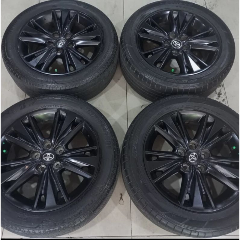 Jual Velg Mobil Bekas Innova Venturer R17 + Ban Bisa untuk Innova old ...