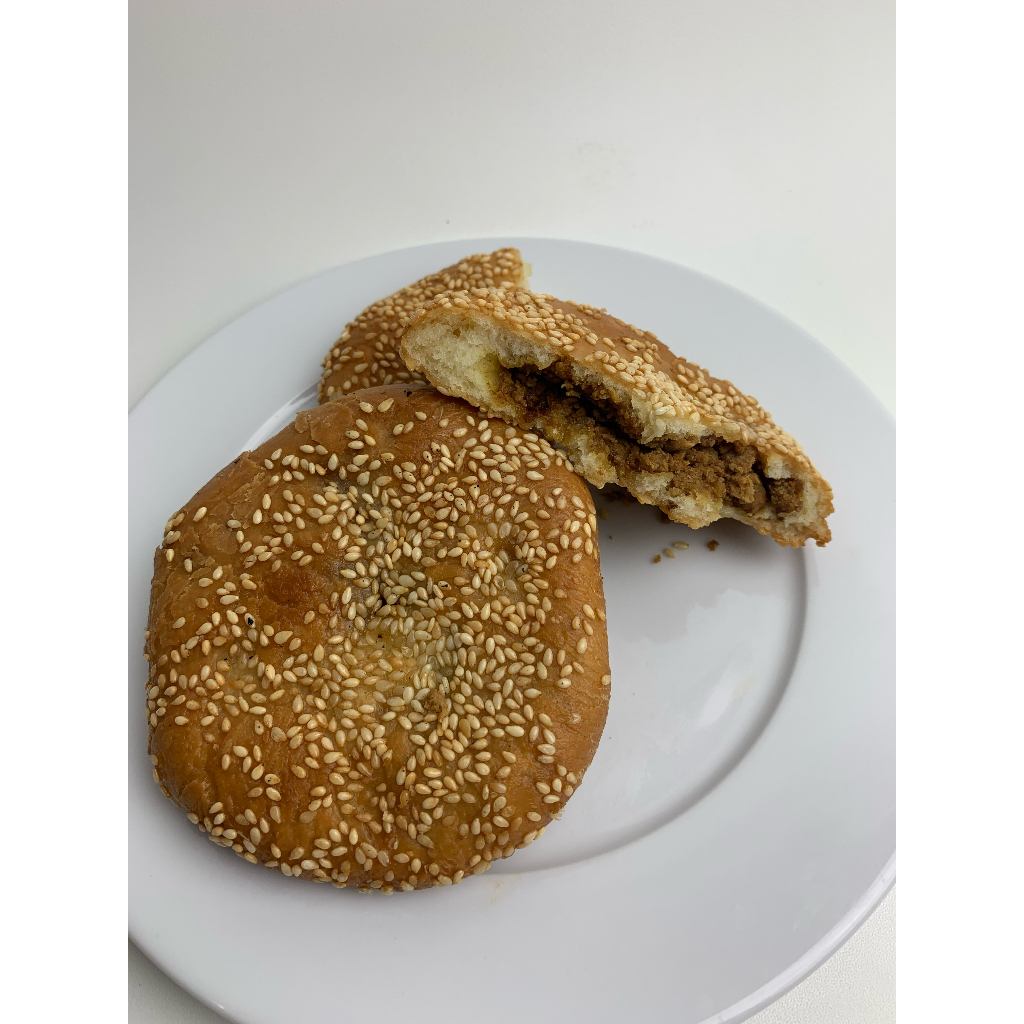 Jual SURABAYA ONLY Roti Kompiang Isi daging Babi Khas NTT Roti Kompiang ...