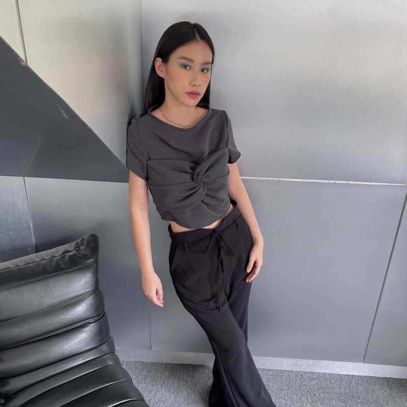 Jual Nine Studio - Doja Top Black Stripes | Shopee Indonesia