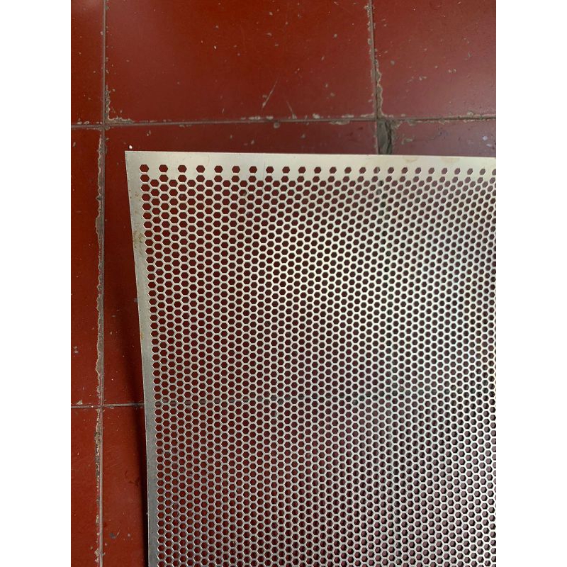 Jual Plat besi ram grill box speaker 50cmx50cm hexa,kotak, bulat ...