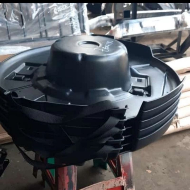 Jual COVER BAN SEREP INNOVA ZENIX | Shopee Indonesia