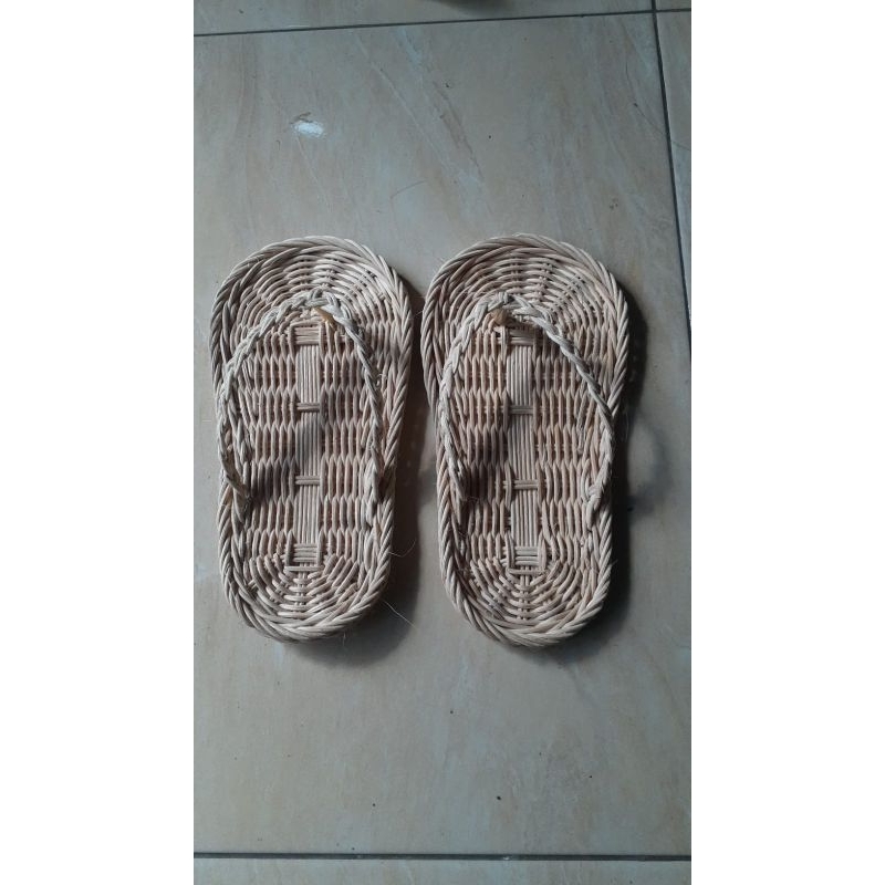 Jual sandal rotan asli | Shopee Indonesia