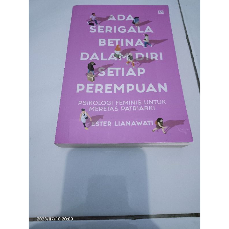 Jual Ada Serigala Betina Dalam Diri Setiap Perempuan | Shopee Indonesia