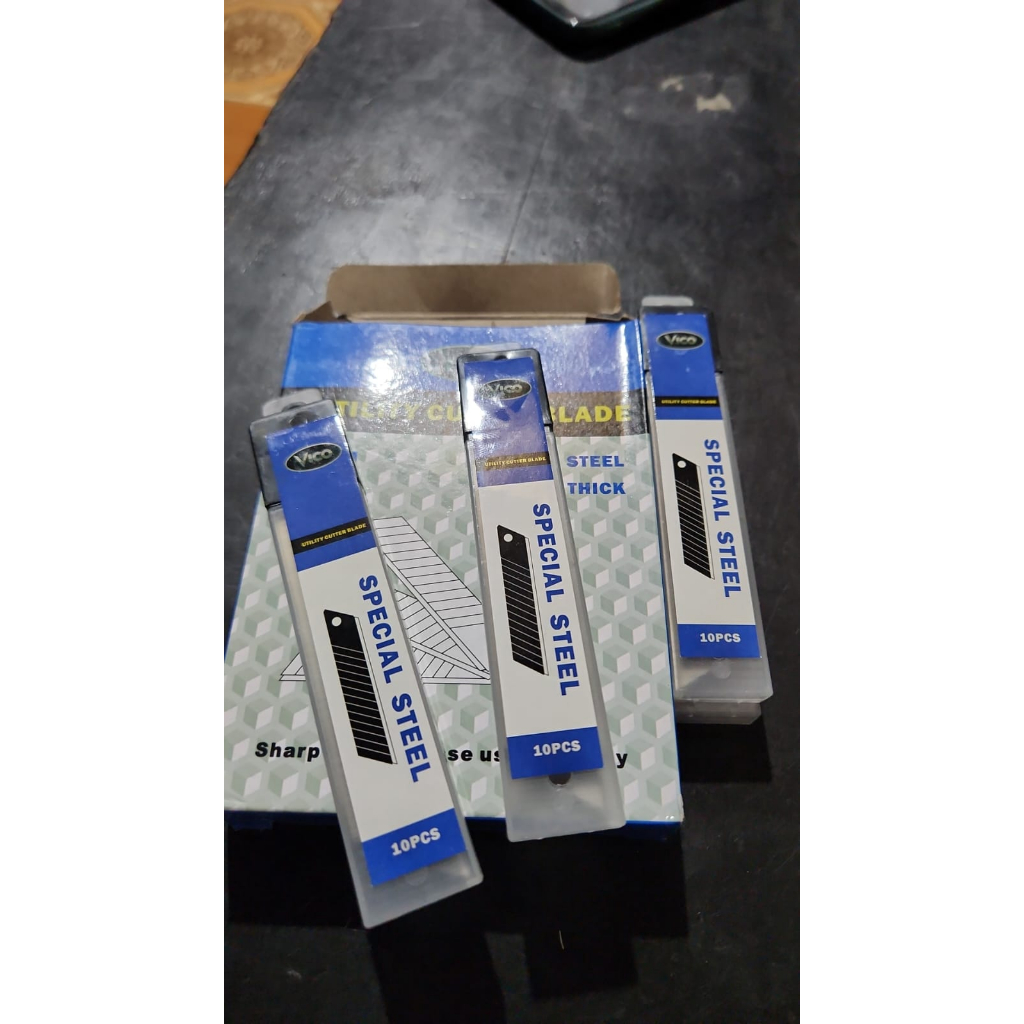 Jual Isi Reffil Cutter Vico Besar per 1 kotak isi 10pcs// BISA ECER ...