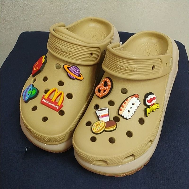 Jual Restock Rare Crocs classic mega crush clog sepatu karet cewek ...