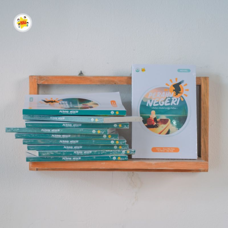 Jual Novel Perahu Negeri (Catatan Sekolah Pinggir Hutan) | Shopee Indonesia