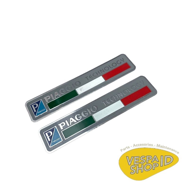 Jual Emblem Piaggio Technology Vespa Klasik dan Matic Plat | Shopee ...