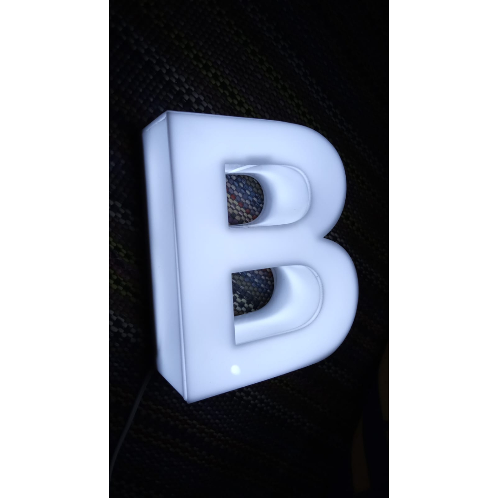 Jual Huruf Timbul Akrilik Letter 3D Led Nyala - Full Dimensi Akrilik ...
