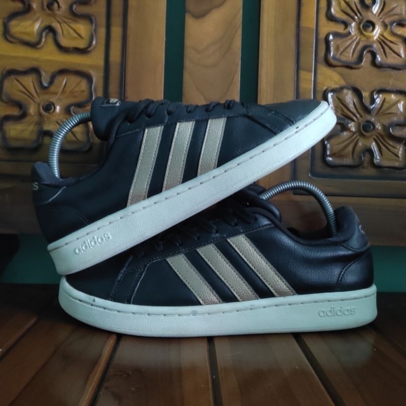 Jual adidas size 40.7 | Shopee Indonesia
