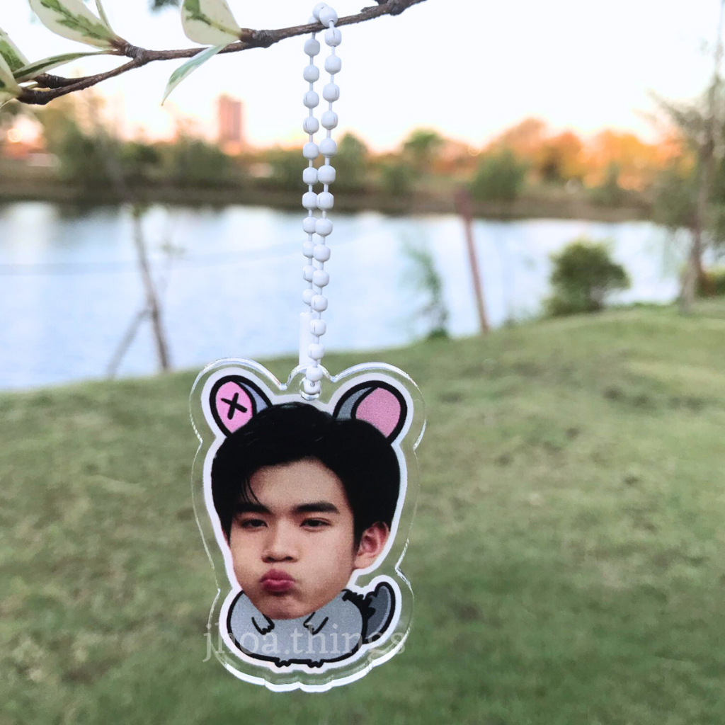 Jual CUTE ACRYLIC KEYCHAIN FOURTH NATTAWAT GANTUNGAN KUNCI ACTOR THAI ...