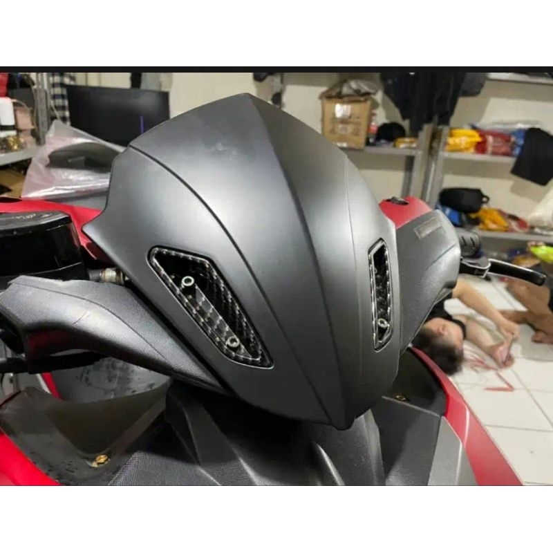 Jual Visor Aerox 155 Aerox 155 new Model Black series list warna carbon ...