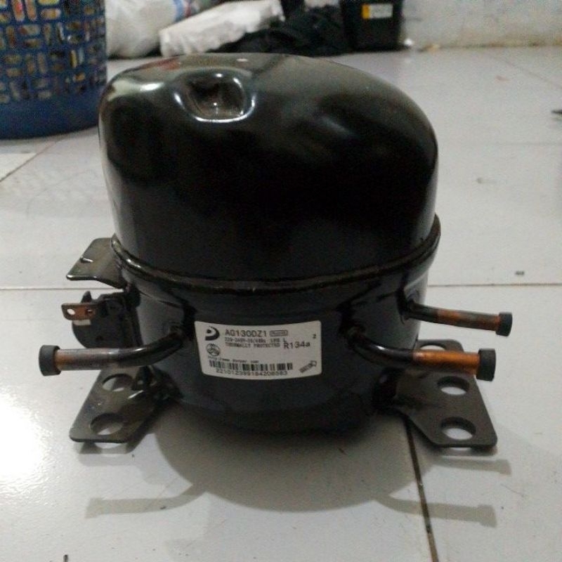 Jual kompresor kulkas 2 pintu ukuran 1/6 pk kode AG130DZ1 barang baru ...