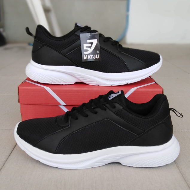 Jual Sepatu Premium Suede Korea Platform EVA Rubber Hitam Sepatu ...
