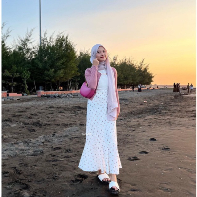 Jual HL Flower Skirt Crinkle- Rok Rample Bunga Bunga Realpict | Shopee ...