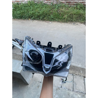 Jual lampu utama vario 125 old biled blue lens dengan sepek full joss ...