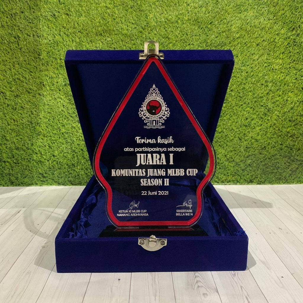 Jual Trophy, Piala, Plakat Akrilik (Custom), Souvenir, Kado Wedding ...
