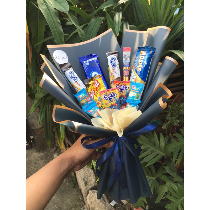 Jual Buket snack (tipe 3) /buket wisuda / buket murah / snack buket ...