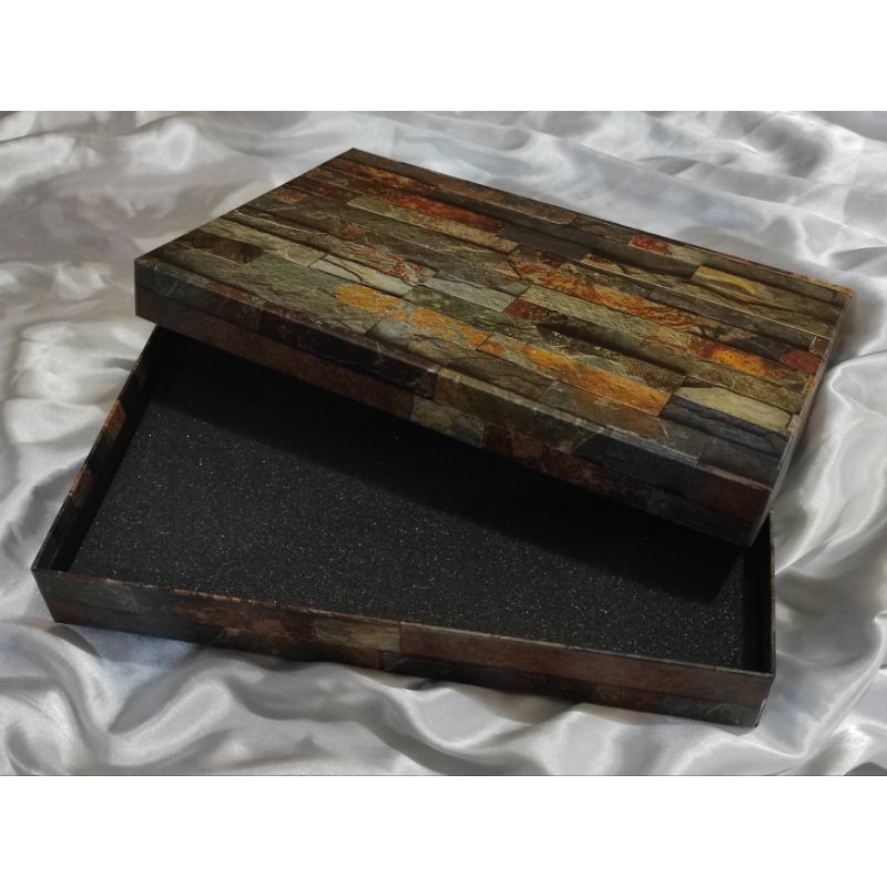 Jual Hardbox Box Design & Box Alas Busa | Shopee Indonesia