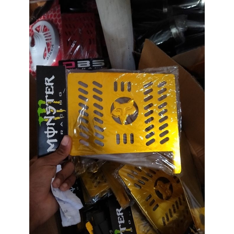 Jual Tutup cover radiator Yamaha Vixion old new logo fox warna ...