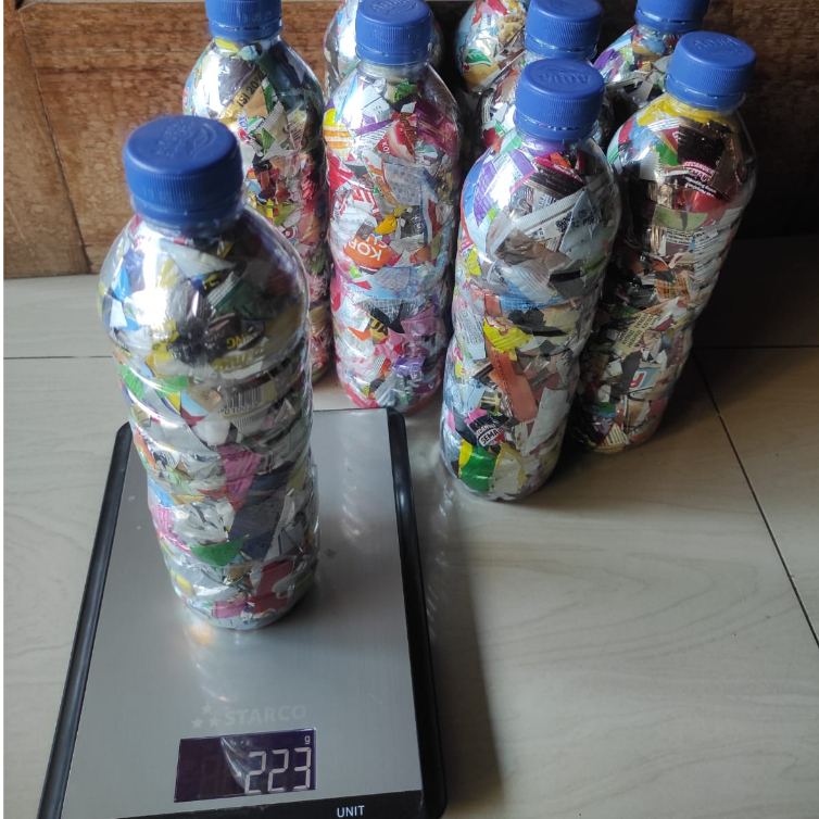 Jual Ecobrick Ecobrik Botol Aqua 600 Ml Berat +200 Gram Sampah Daur ...