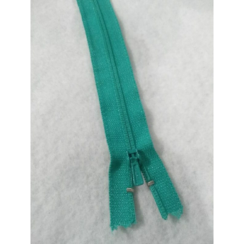 Jual Resleting dress,gaun,baju/Rit baju ykk ukuran 30cm(12") per bj ...